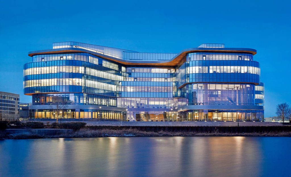 10 Best Tech MBA Programs – Is Technology a lucrative career path?